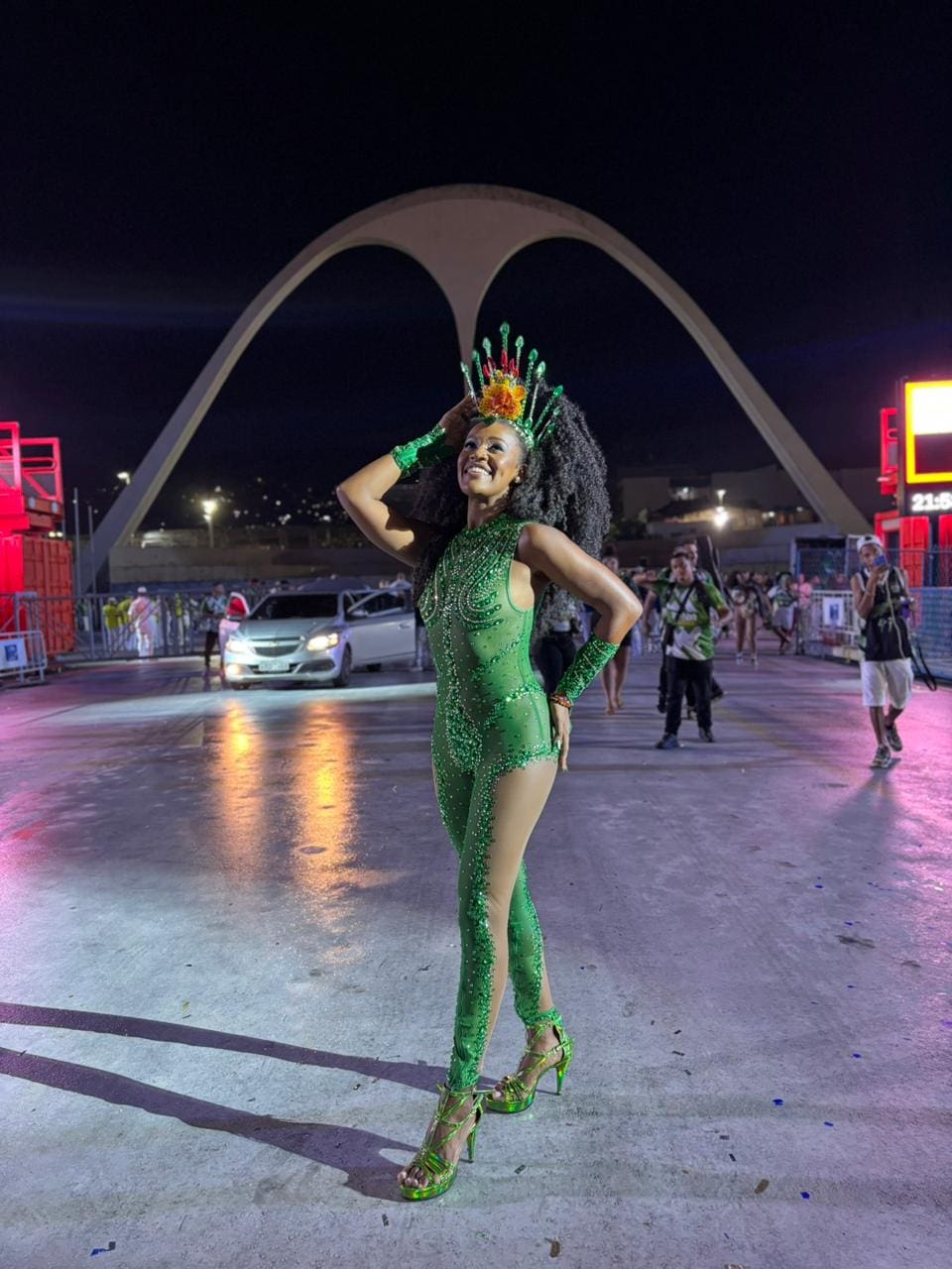 Andressa Fonseca faz sua estreia como Princesa do Império Serrano na ...